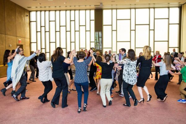 About: About Congregation Rodeph Sholom – Sholom Sprouts